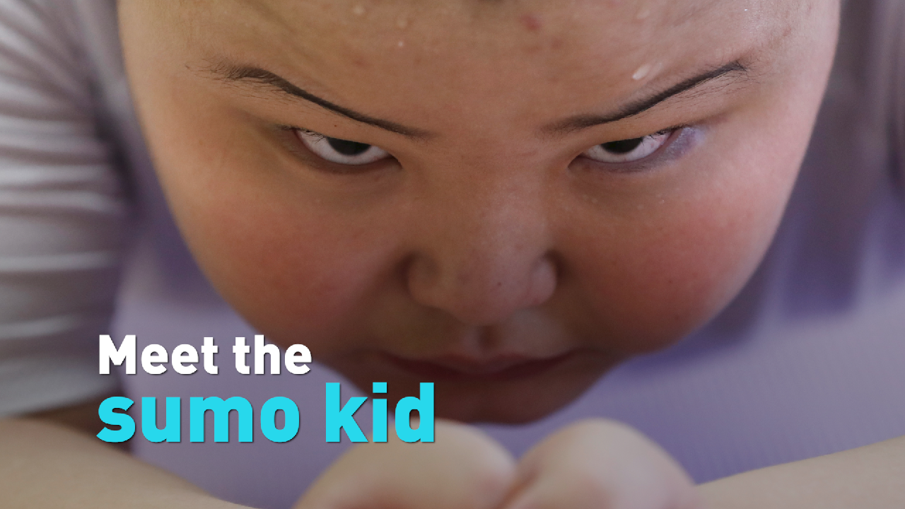 Meet the sumo kid - CGTN
