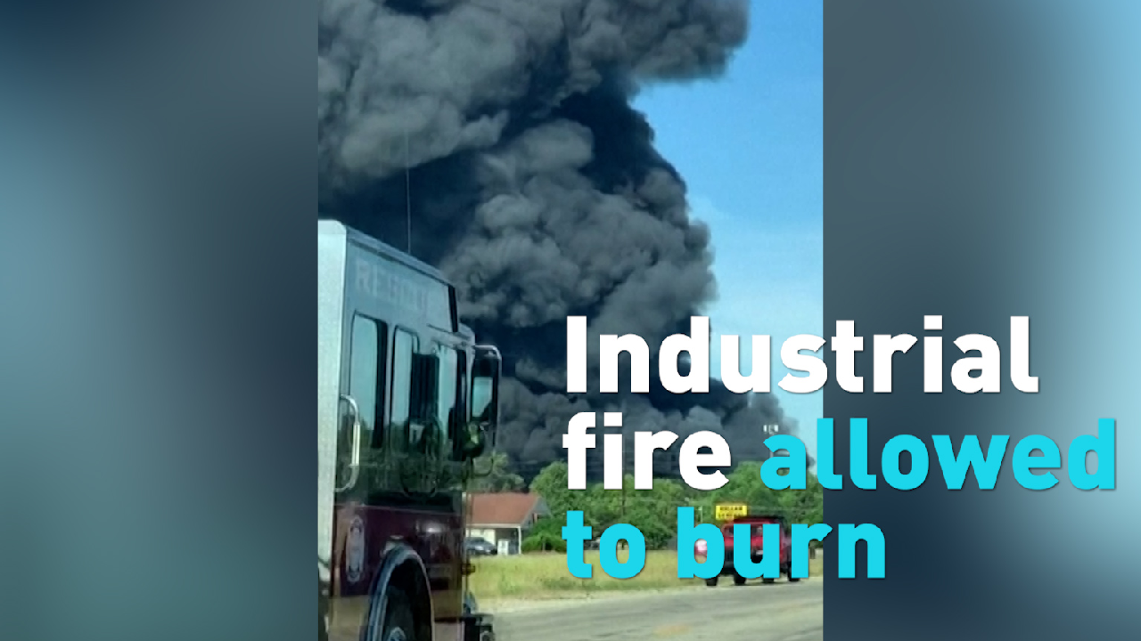 Industrial fire in U.S. state of Illinois allowed to burn - CGTN