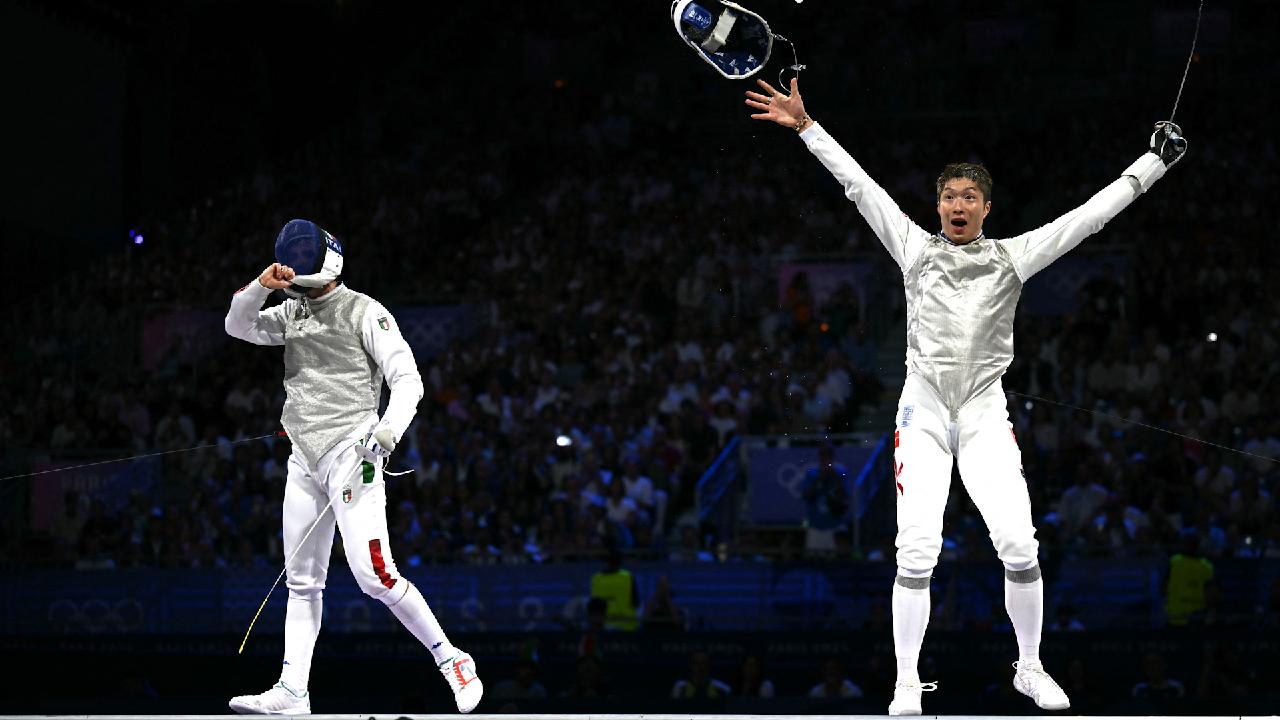 Cheung Ka-long, From Hong Kong, China, Wins Fencing Gold - CGTN