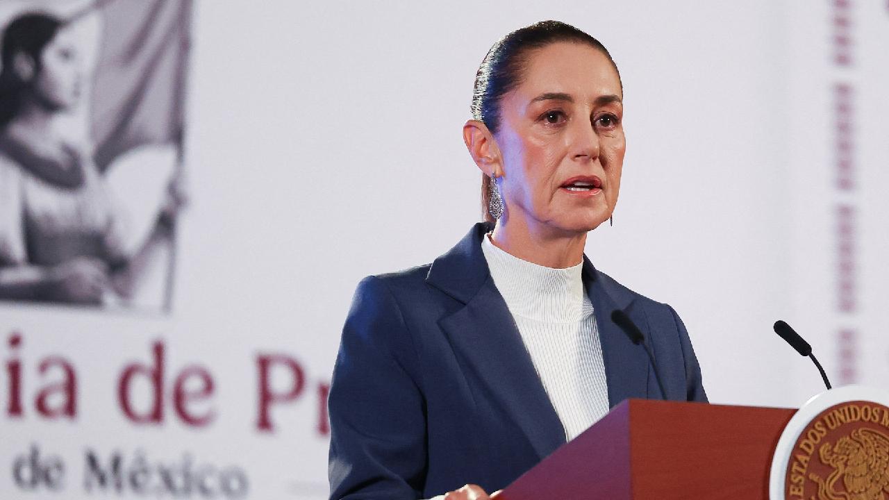 Mexico’s first female leader holds her first press conference - CGTN