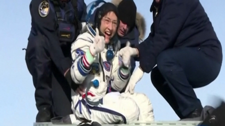 Record-breaking female NASA astronaut returns to Earth - CGTN