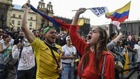 Protesters call for end to violence in Colombia - CGTN